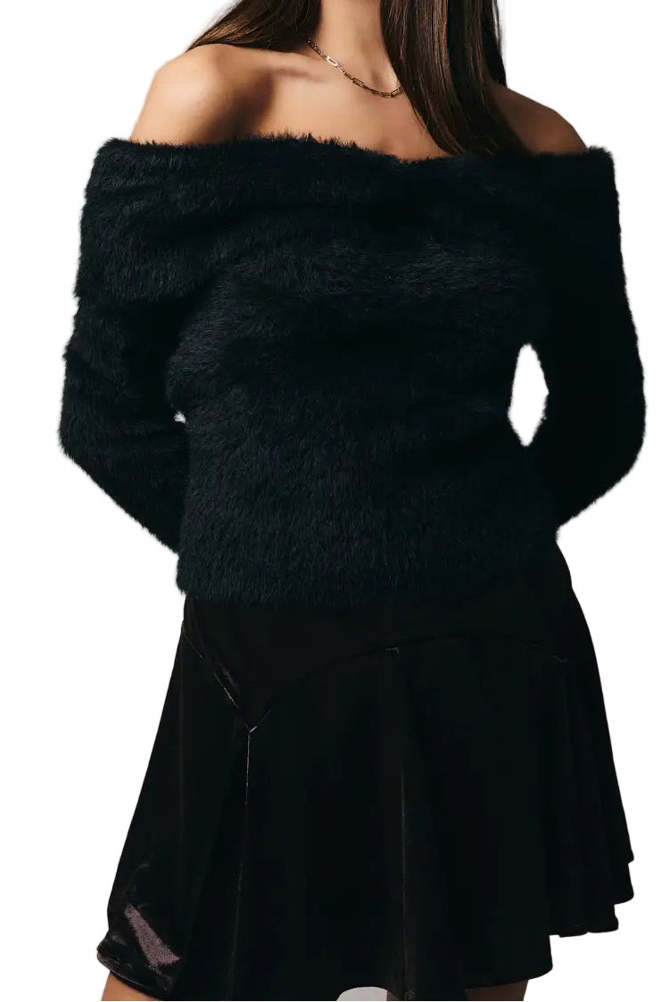 Joey off Shoulder Fuzzy Top – Maxwell James